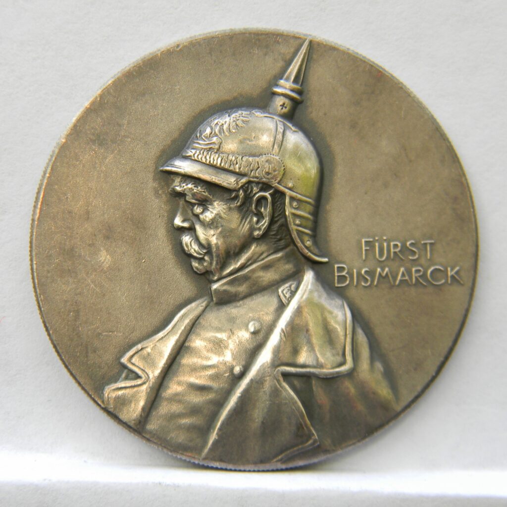 Germany 1929 Graf Zeppelin airship toned bronze medal; 1st world flight