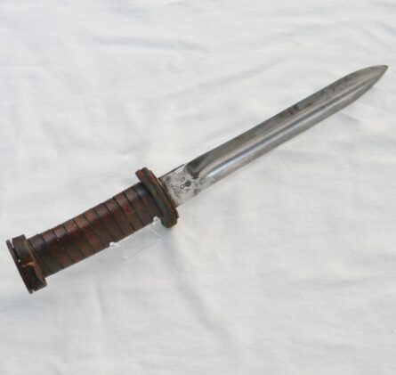 WW2 American Patton sword dagger - former M1913 Cavalry Saber, rare