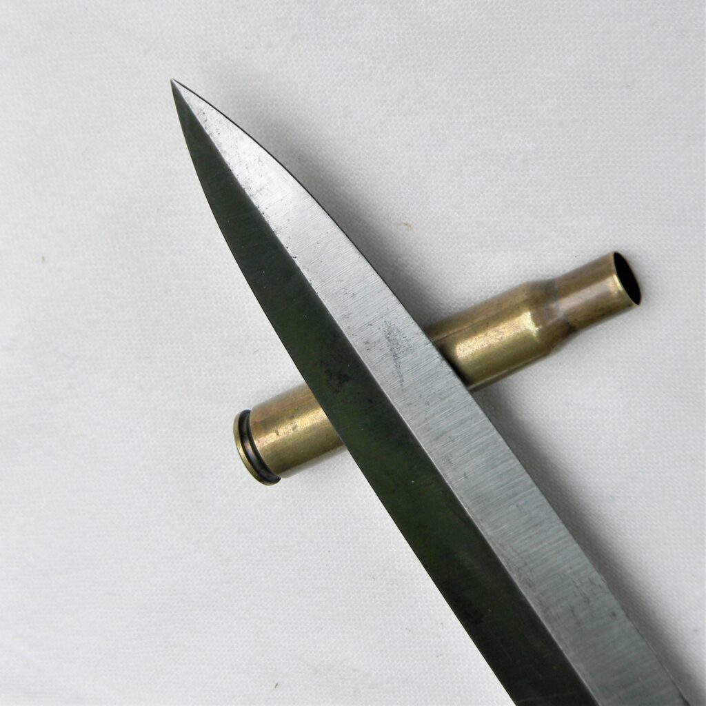 British WW2 Southern Richardson fighting dagger; excellent condition