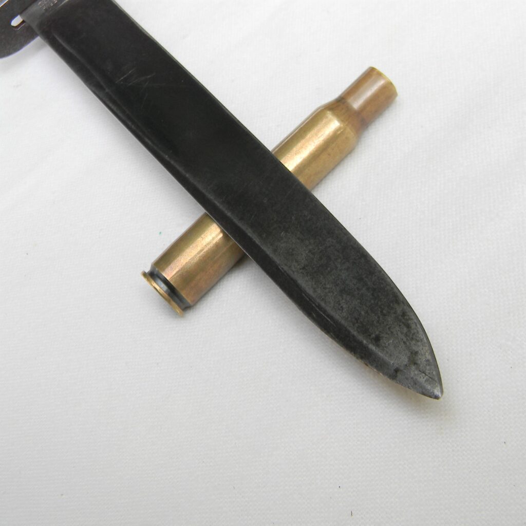 WW2 Western L77 Commando fighting knife, orig scabbard; rare