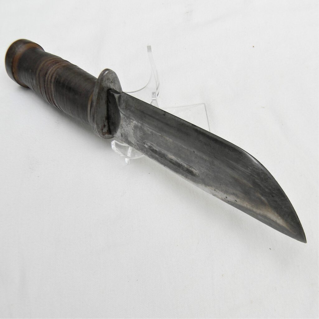 WW2 Cattaraugus 225Q Quartermaster Knife, original leather scabbard
