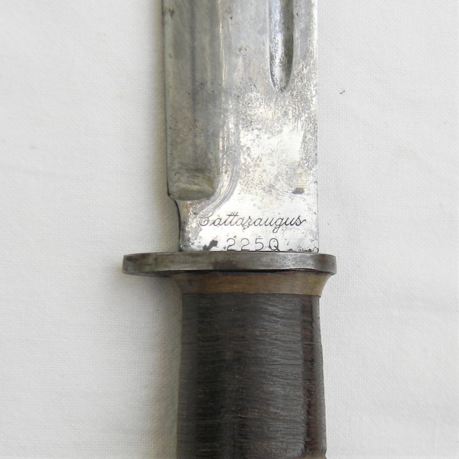 WW2 Cattaraugus 225Q Quartermaster Knife, original leather scabbard