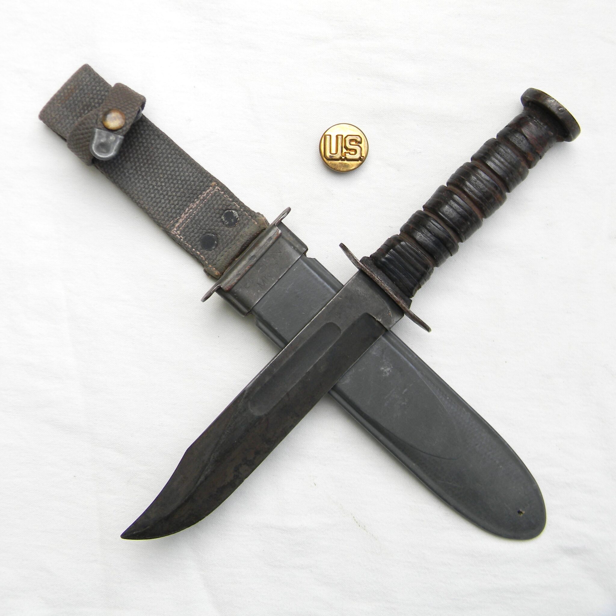WW2 RCC MK2 fighting knife, orig NORD composition scabbard