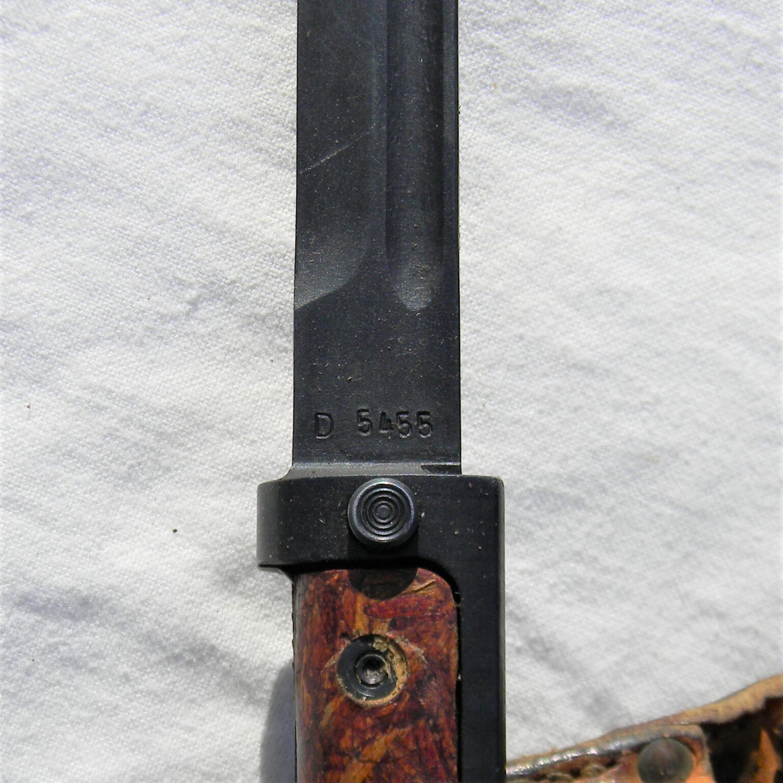 Czech Cold War era Vz57 bayonet, original 1985-dated leather scabbard