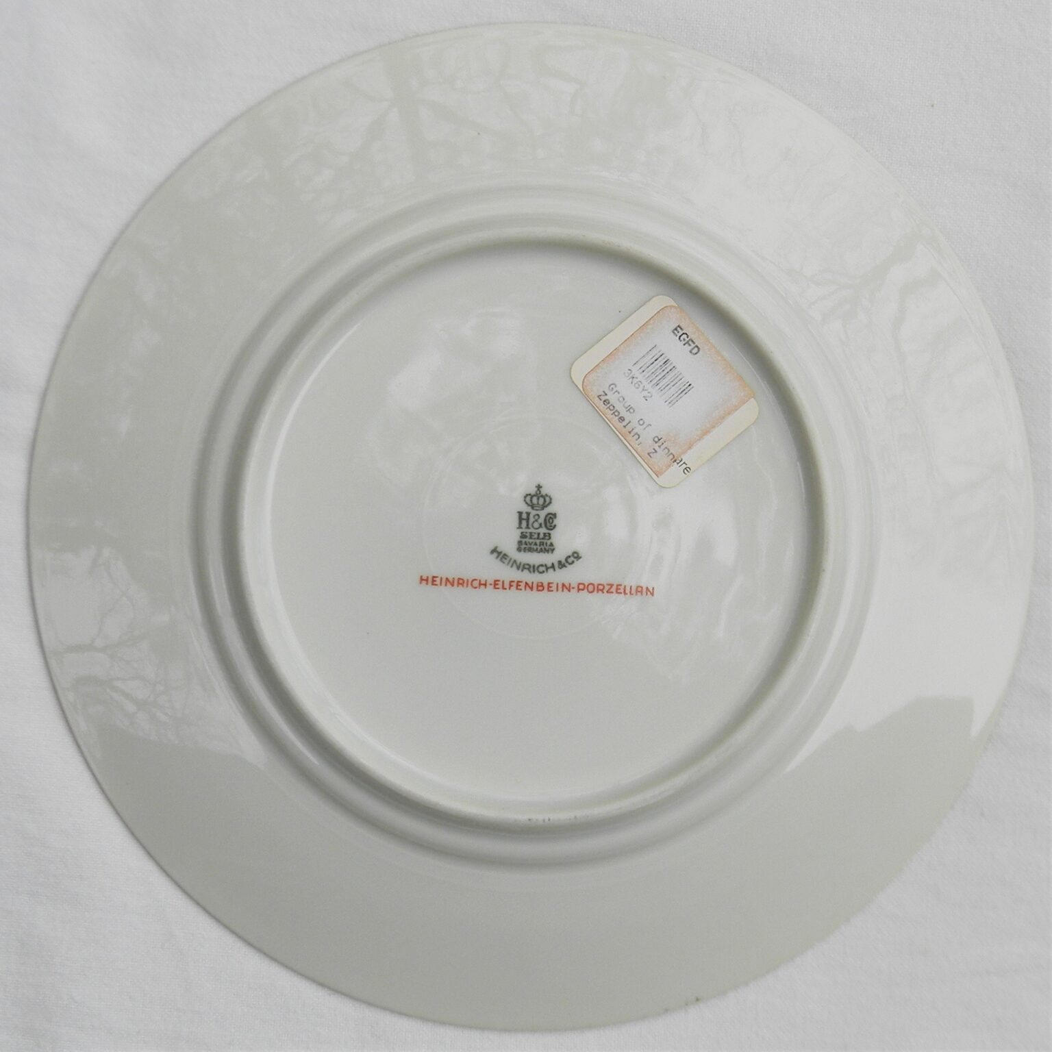 Airship Graf Zeppelin porcelain 8-inch plate Heinrich & Co, Germany
