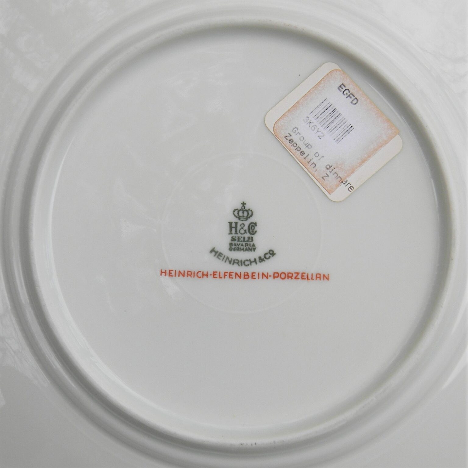 Airship Graf Zeppelin porcelain 8-inch plate Heinrich & Co, Germany