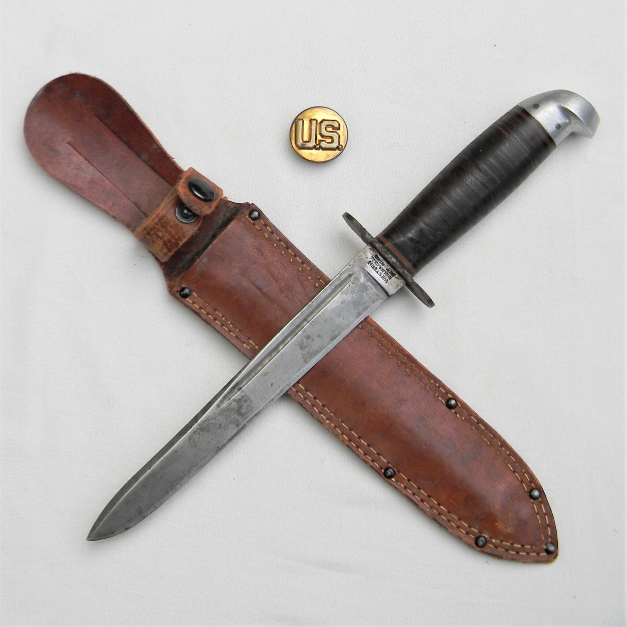 WW2 sword blade fighting dagger crown stag handle, orig scabbard