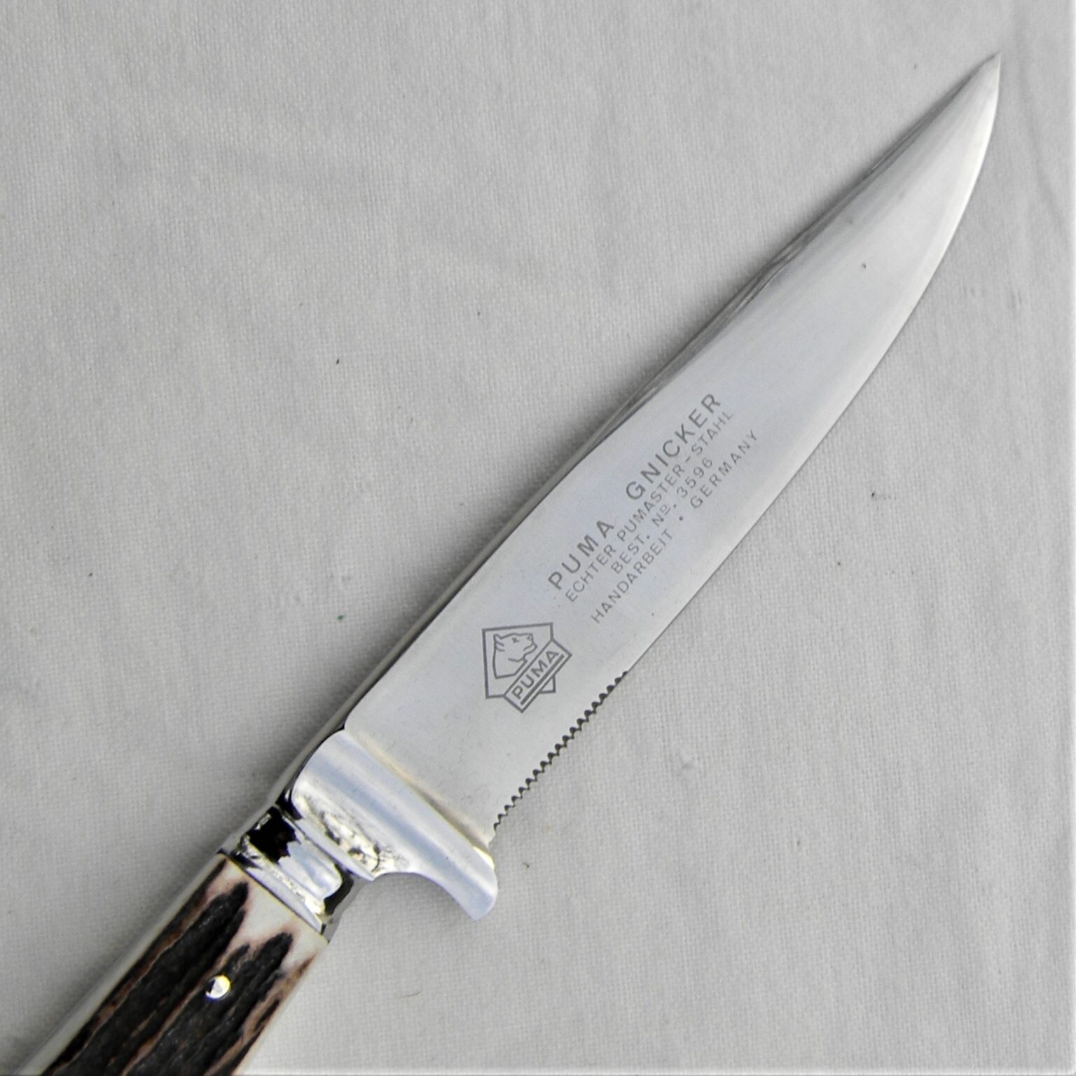 stag handle Puma Germany 3596 Gnicker knife