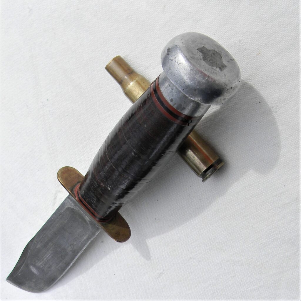 WW2 Case XX Pilot Knife / fighting knife, orig scabbard; rare type
