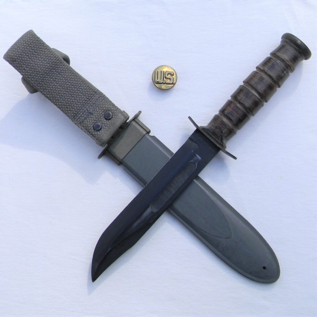 WW2 Camillus USN MK2 fighting knife, 1943 NORD scabbard