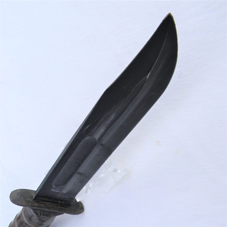 WW2 Camillus USN MK2 fighting knife, 1943 NORD scabbard
