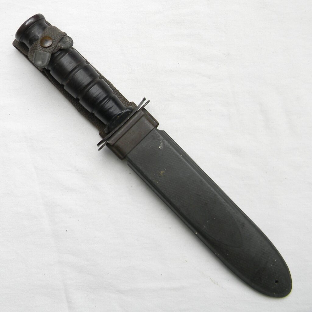 WW2 Camillus USN MK2 fighting knife, 1945 NORD scabbard