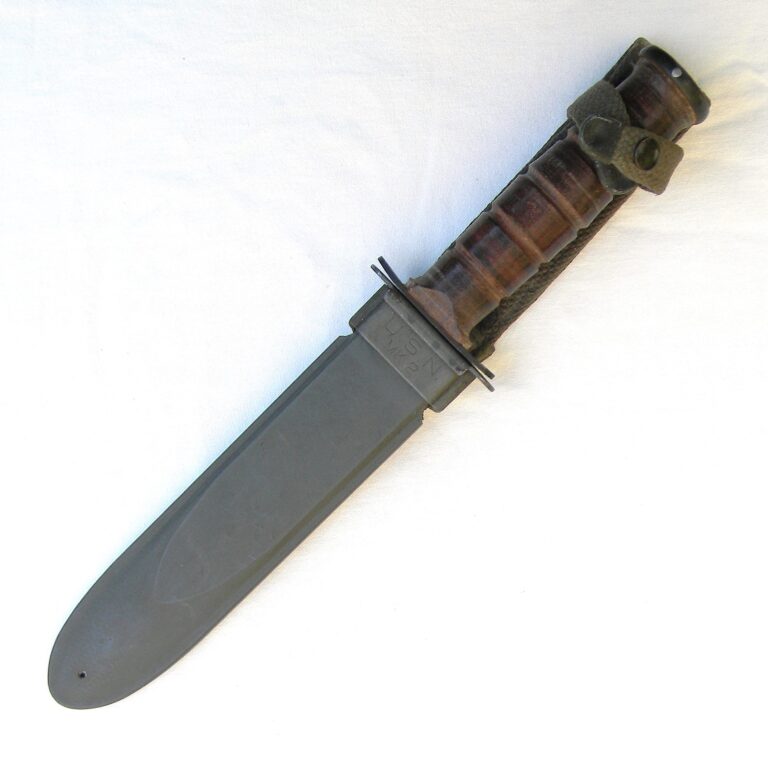 WW2 Camillus USN MK2 fighting knife, 1944 NORD scabbard