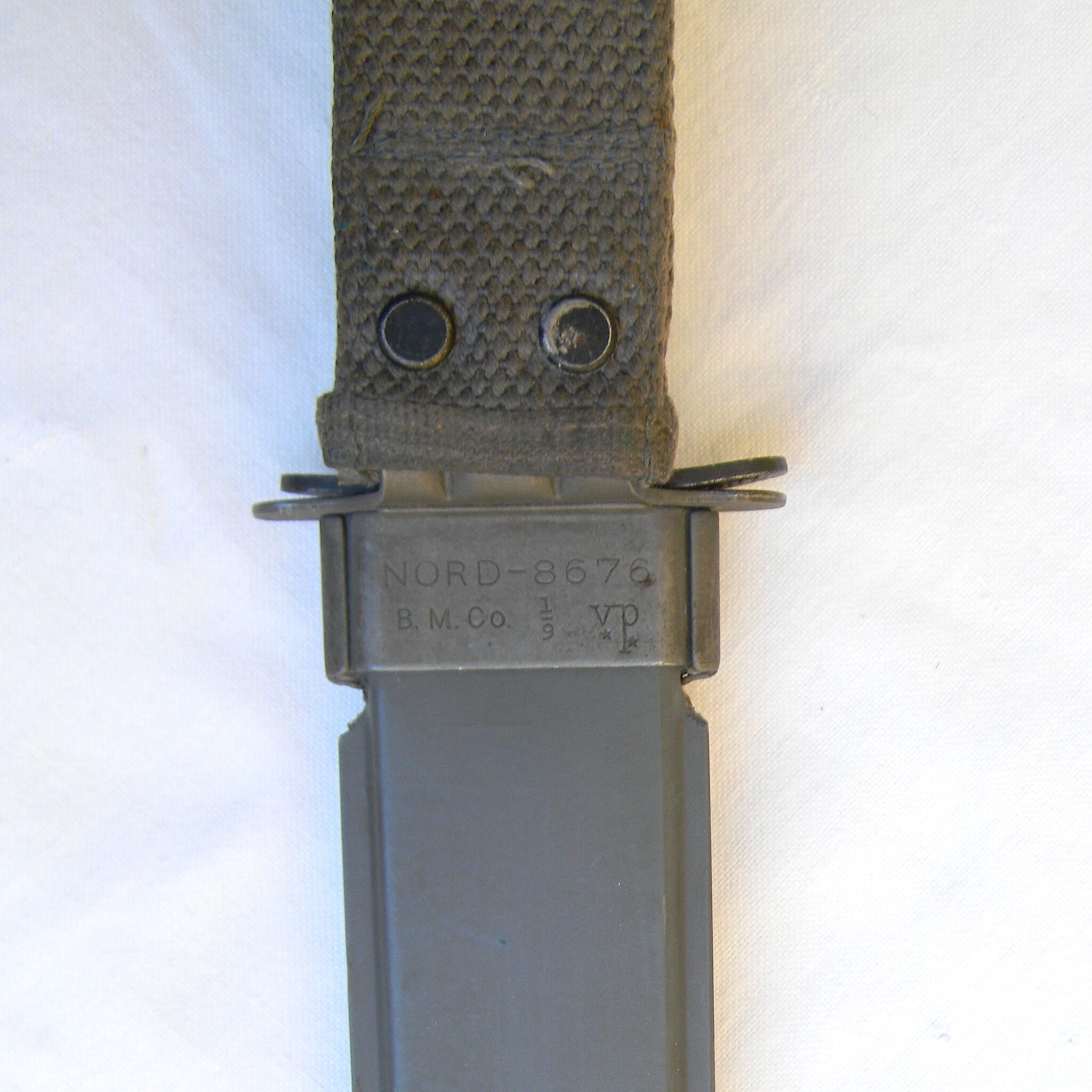 WW2 Camillus USN MK2 fighting knife, 1944 NORD scabbard