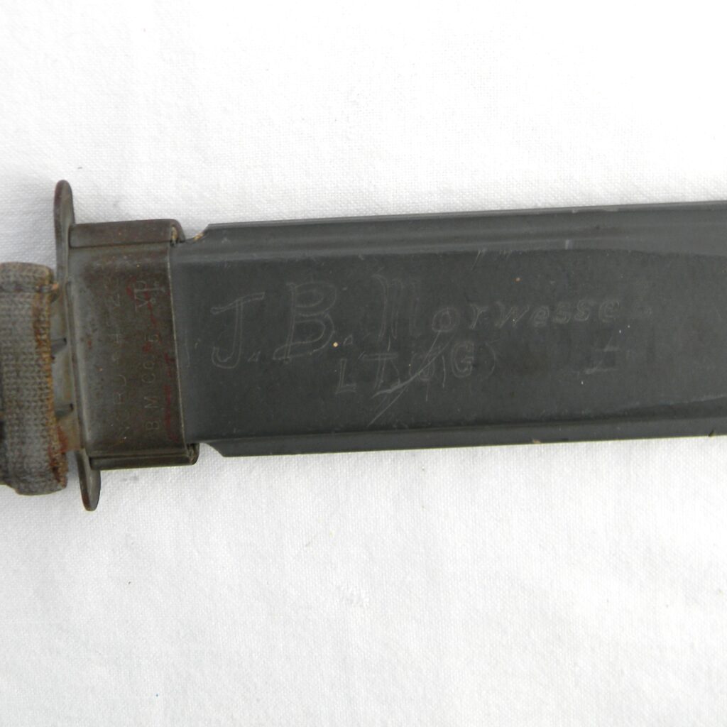 WW2 Camillus USN MK2 fighting knife, 1943 NORD scabbard