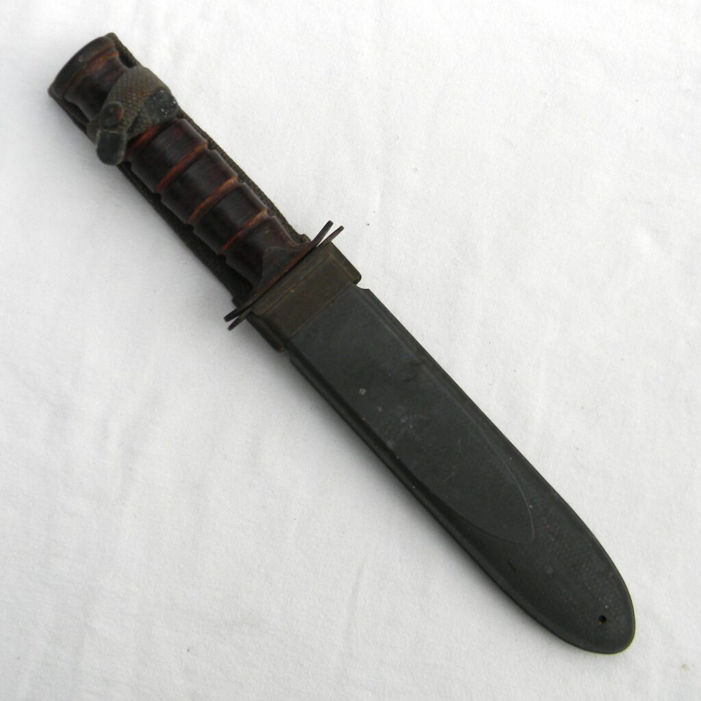 WW2 Camillus USN MK2 fighting knife, 1943 NORD scabbard