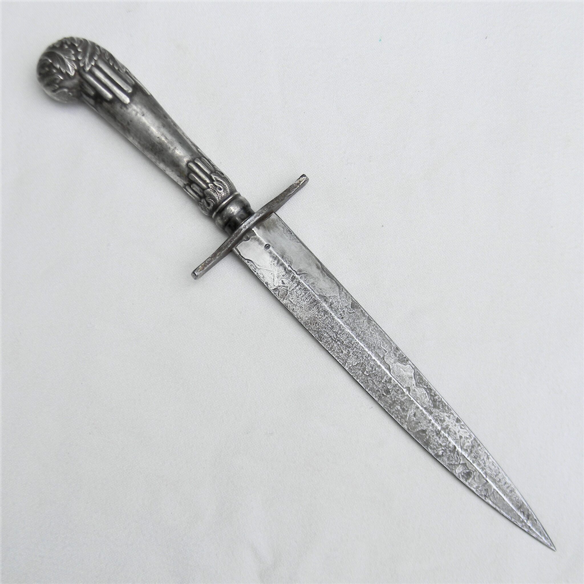WW2 British fighting dagger, rare "home front" fighter type