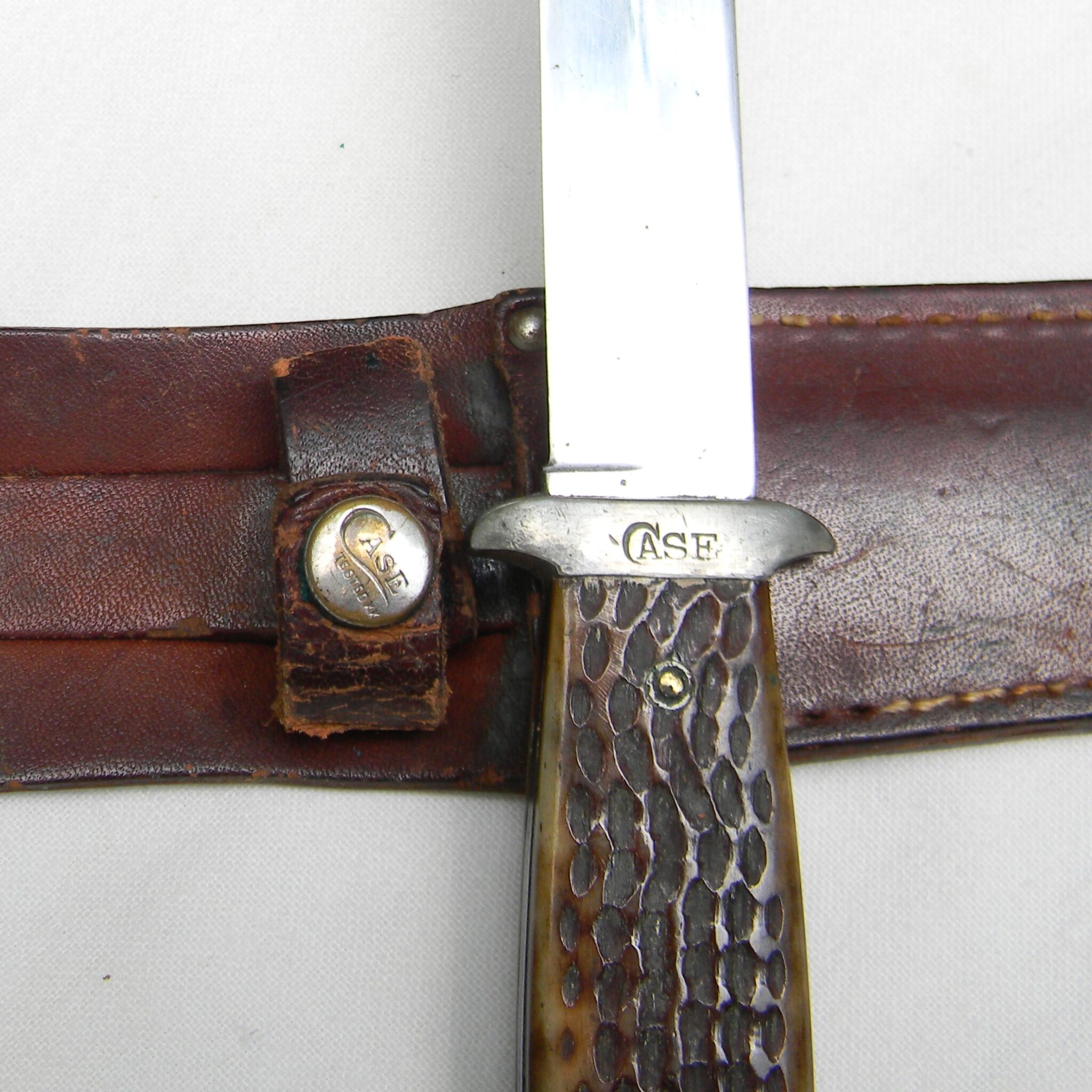 WW2 Case Tested XX Pig Sticker fighting knife, original sheath