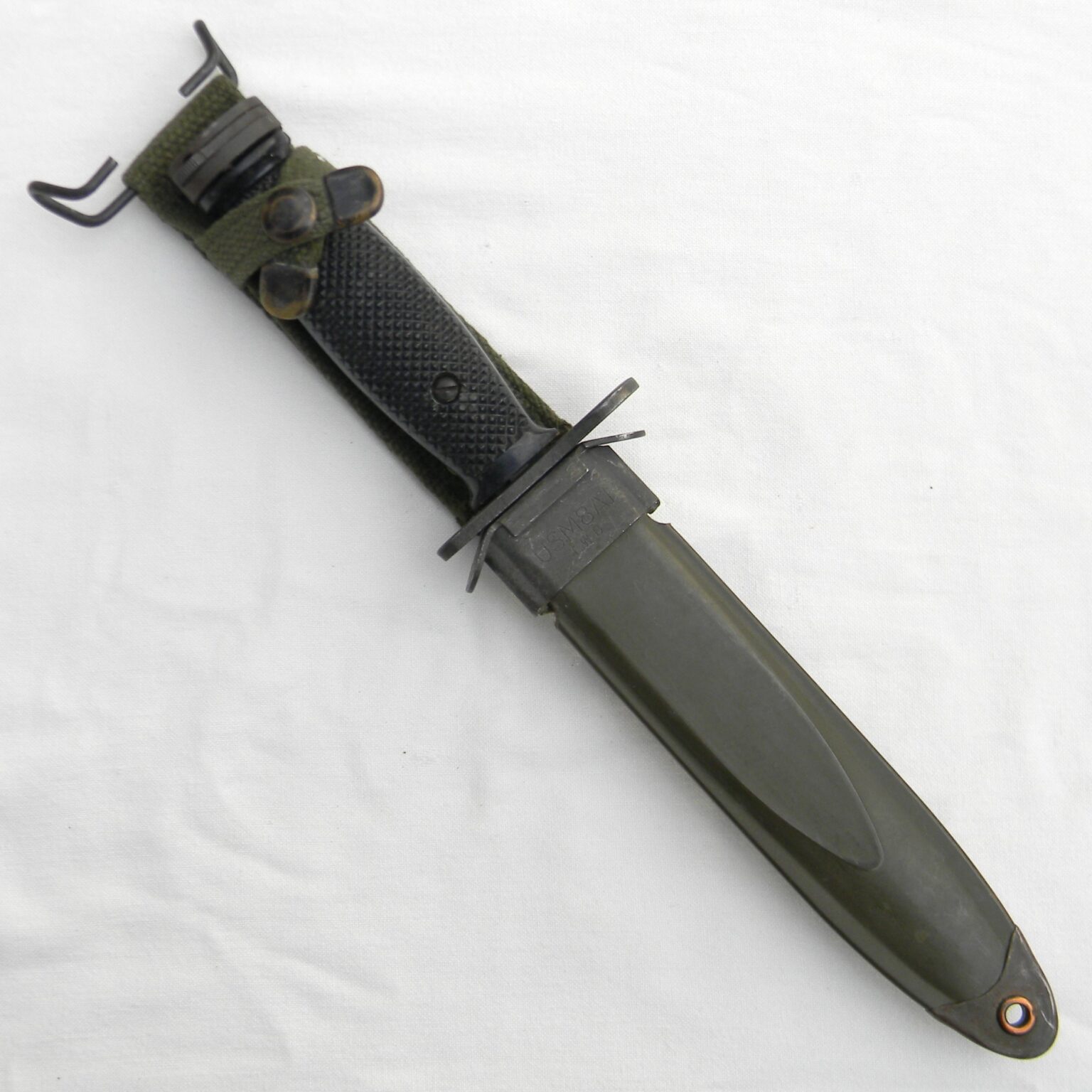 Vietnam War Conetta M4 bayonet, orig TWB M8A1 scabbard