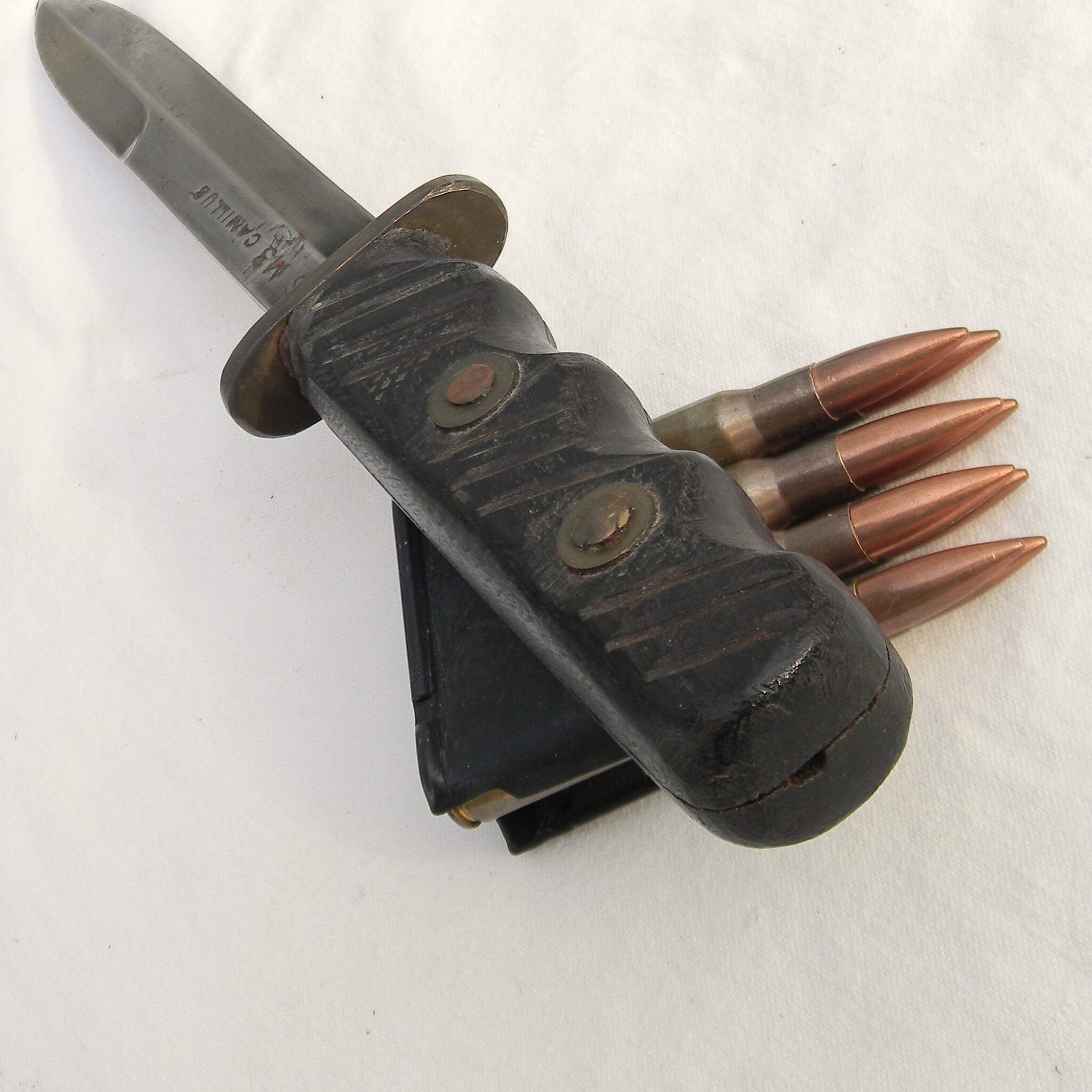 WW2 Imperial M3 fighting knife, scarce early blade-marked type