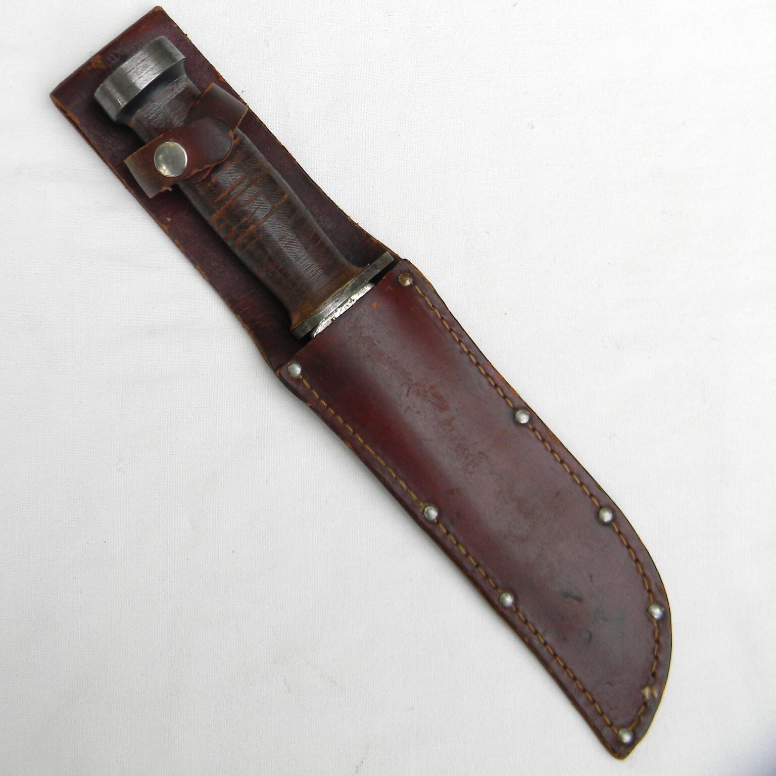 WW2 Cattaraugus Quartermaster Knife 225Q model, orig scabbard
