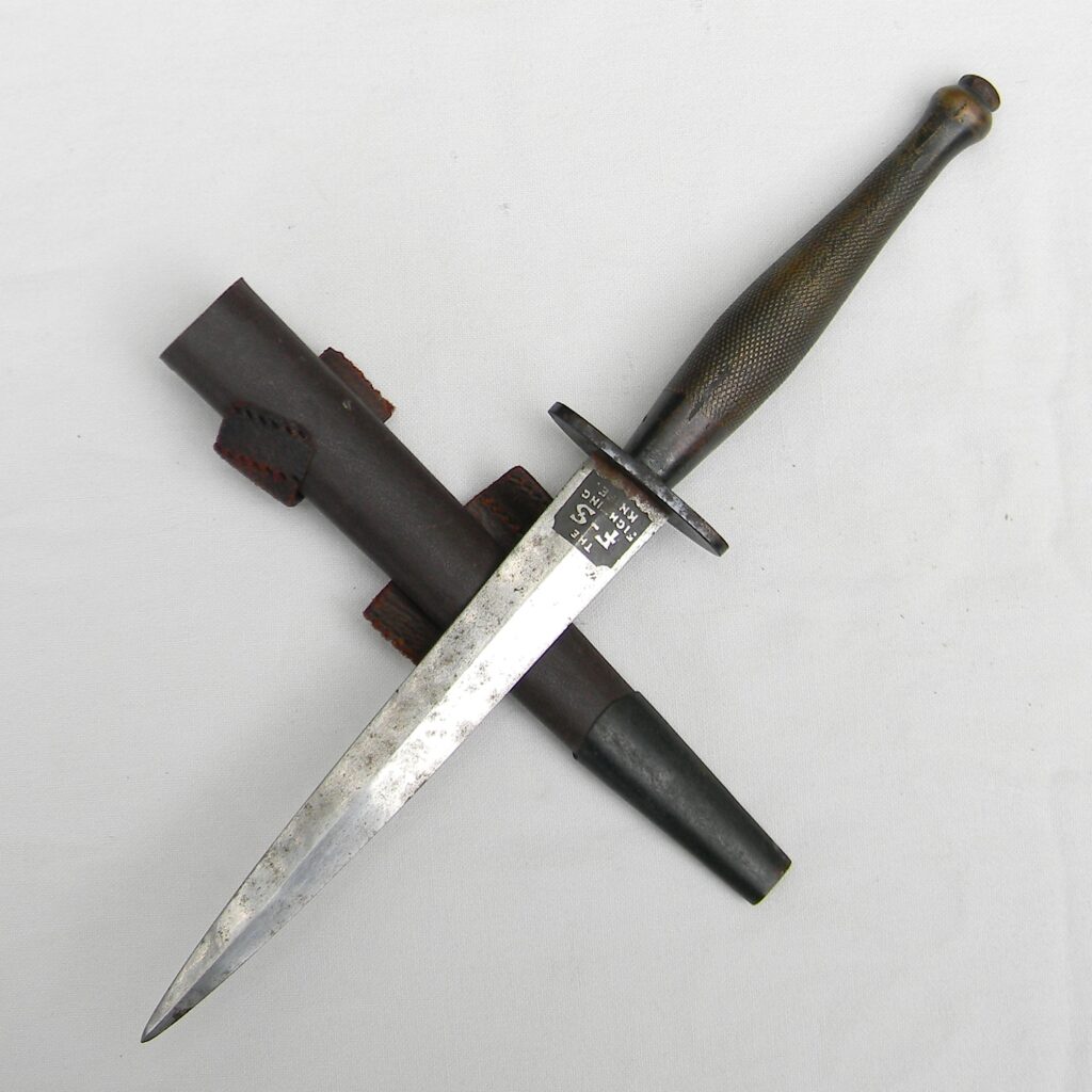 WW2 Wilkinson Sword Fairbairn-Sykes dagger, etched blade type
