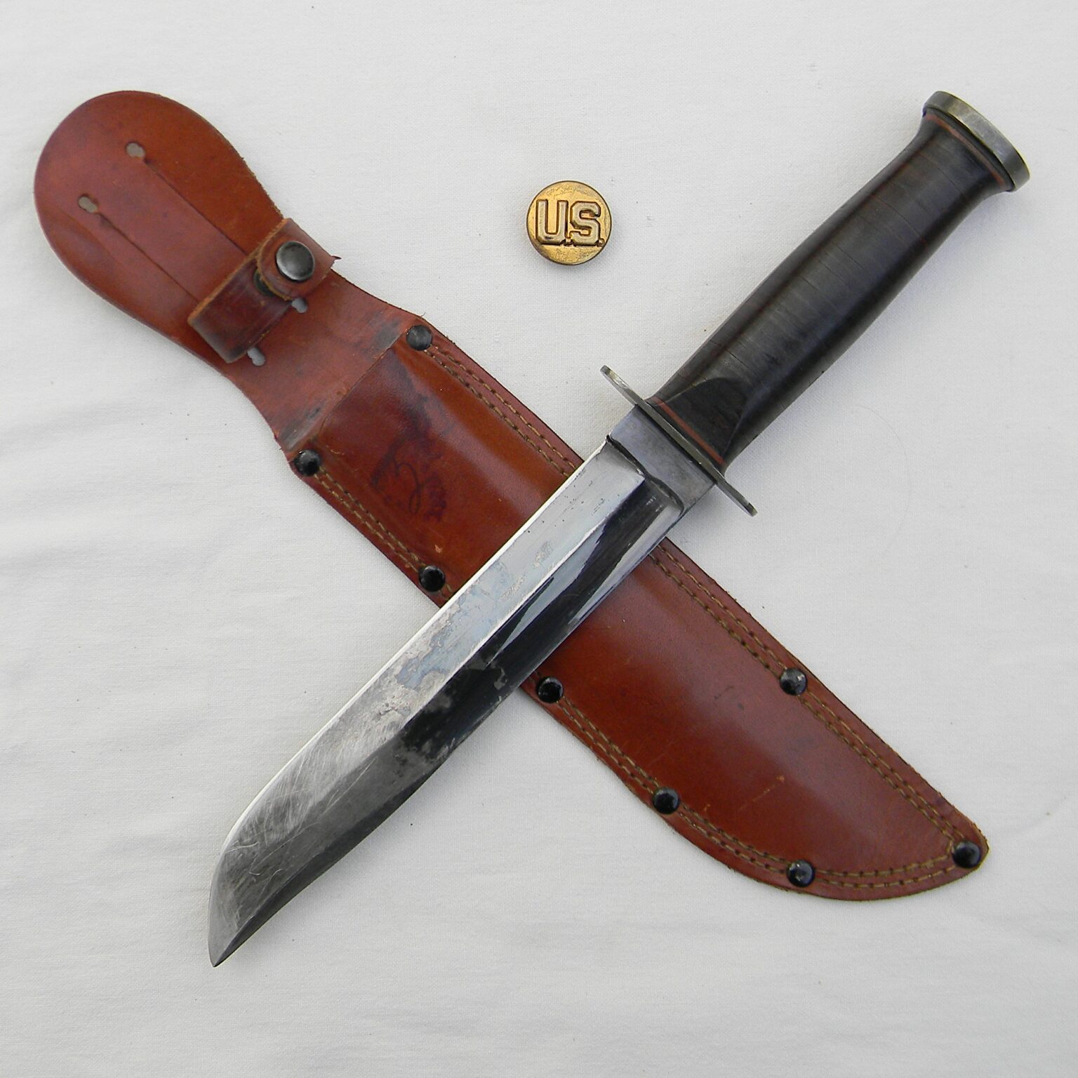 WW2 Western G46-8 fighting knife, huge 8-in blade, orig scabbard