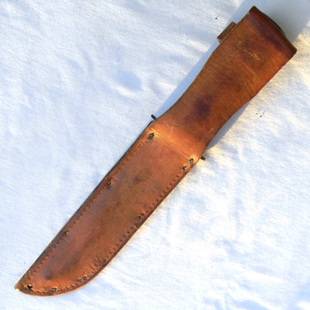 WW2 KABAR USN MK2 fighting knife, early issue leather scabbard