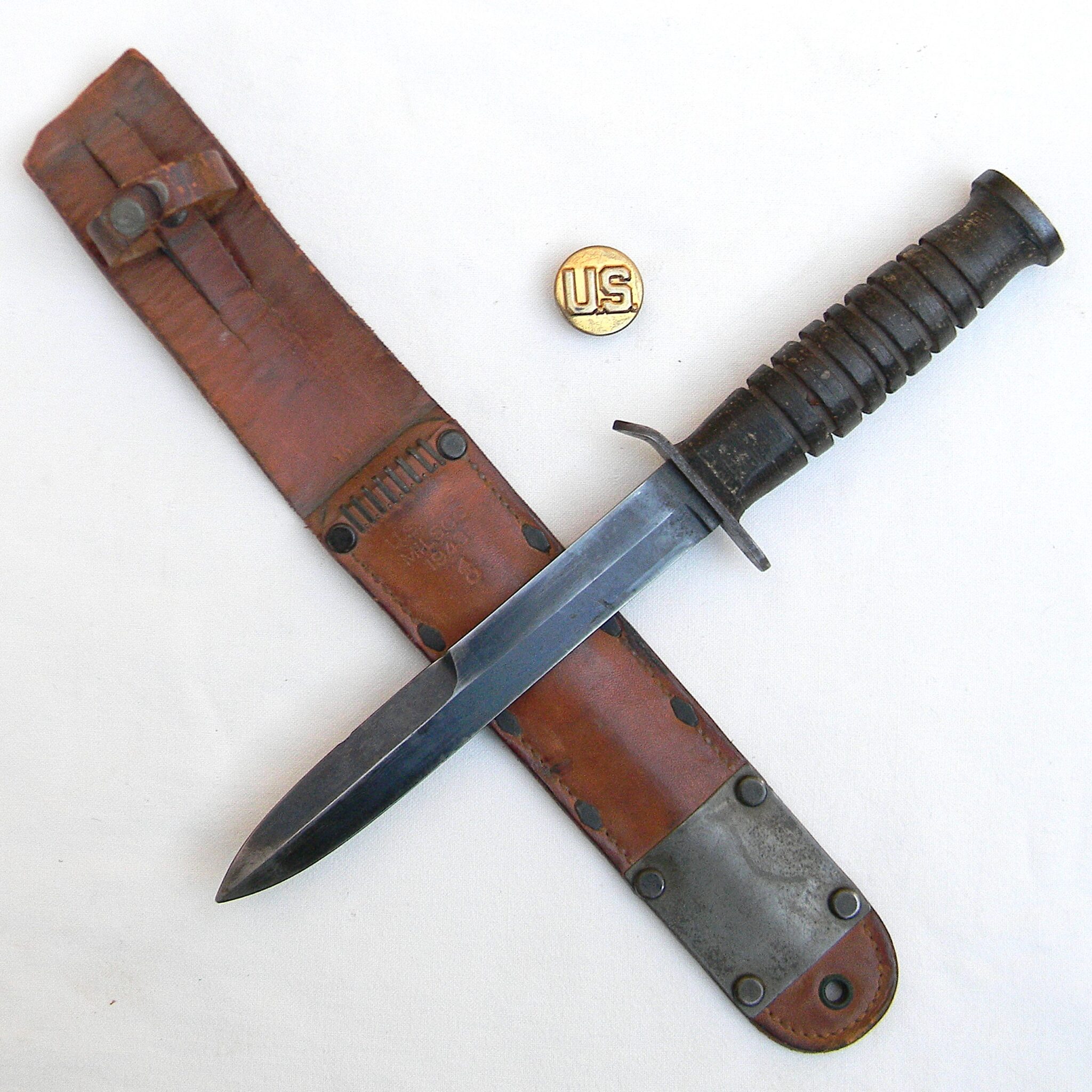 WW2 Case blade-marked M3 fighting knife, M6 Milsco scabbard