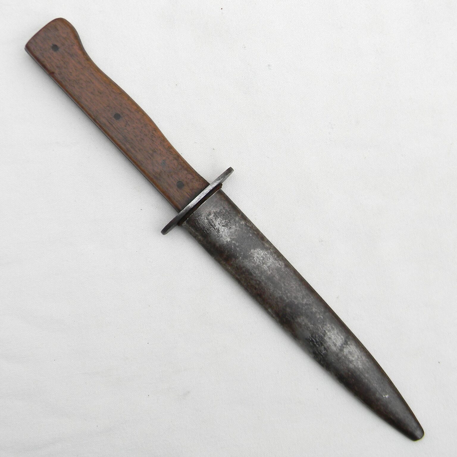 Germany WW1 Clemen Jung fighting knife, orig metal scabbard